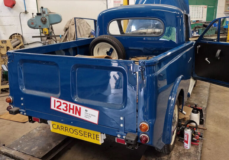 Morris Minor Restoration | Classic Morris Minor Specialists | Carrosserie